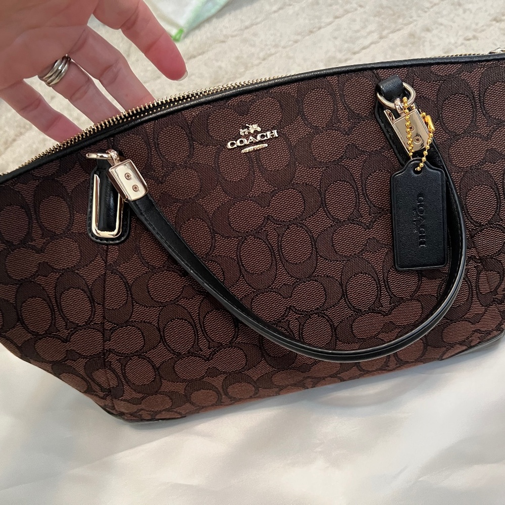 Coach Signature Purse - Gem